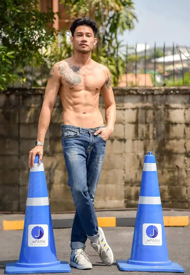 Ava Rucha แจกวาร์ปหนุ่มหล่อสายโชว์ 18+ ถ่ายแบบชวนเสว แซ่บมาก | กินไหน รีวิวร้านอาหาร แนะนำ ...